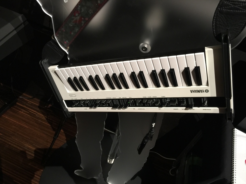 【NAMM 2016】YAMAHA reface シリーズをショルダーキーボードに！アタッチメントキット KT-reface ...