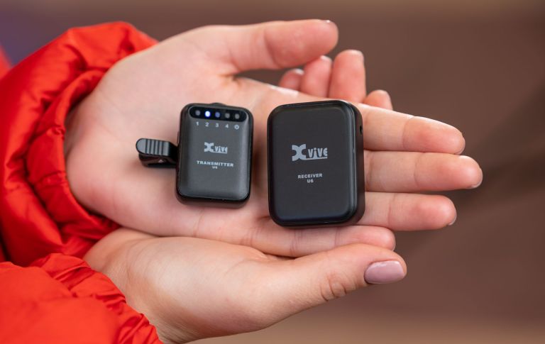 Xvive U6 Compact Wireless Mic System | 動画配信に最適なデジタル一眼レフカメラ/スマホ用のワイヤレス ...
