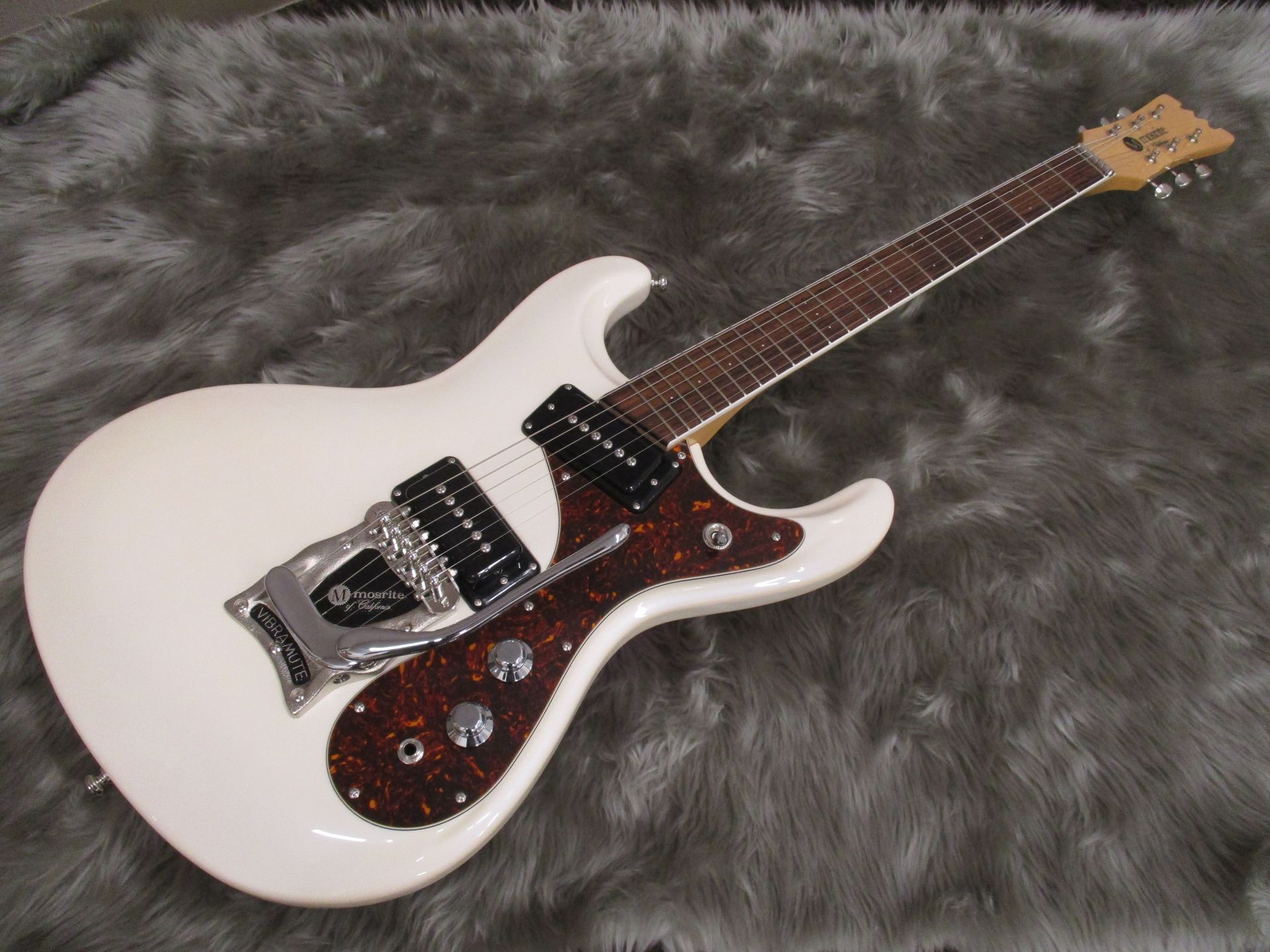 Mosrite (Guitar) – ギタセレ（Guitar Selection）