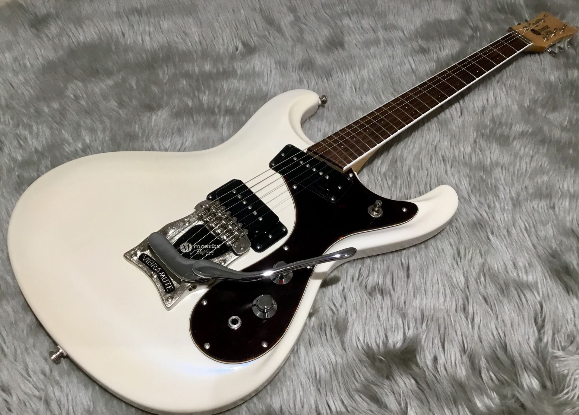 Mosrite (Guitar) – ギタセレ（Guitar Selection）